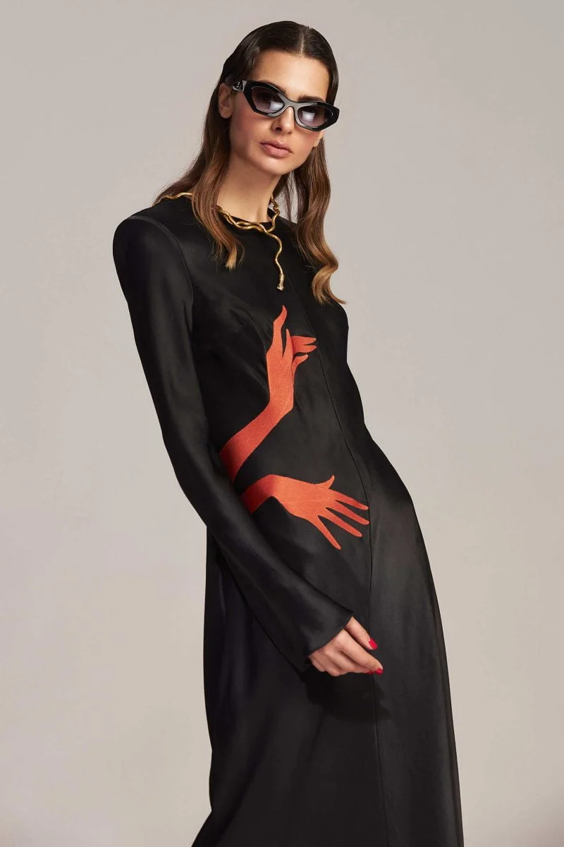 Maxi Hands Dress - BOL